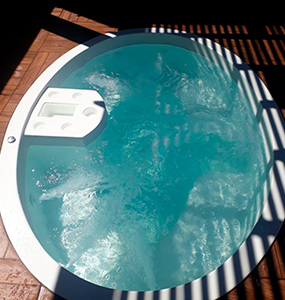 SPA Oval - Rose Piscinas